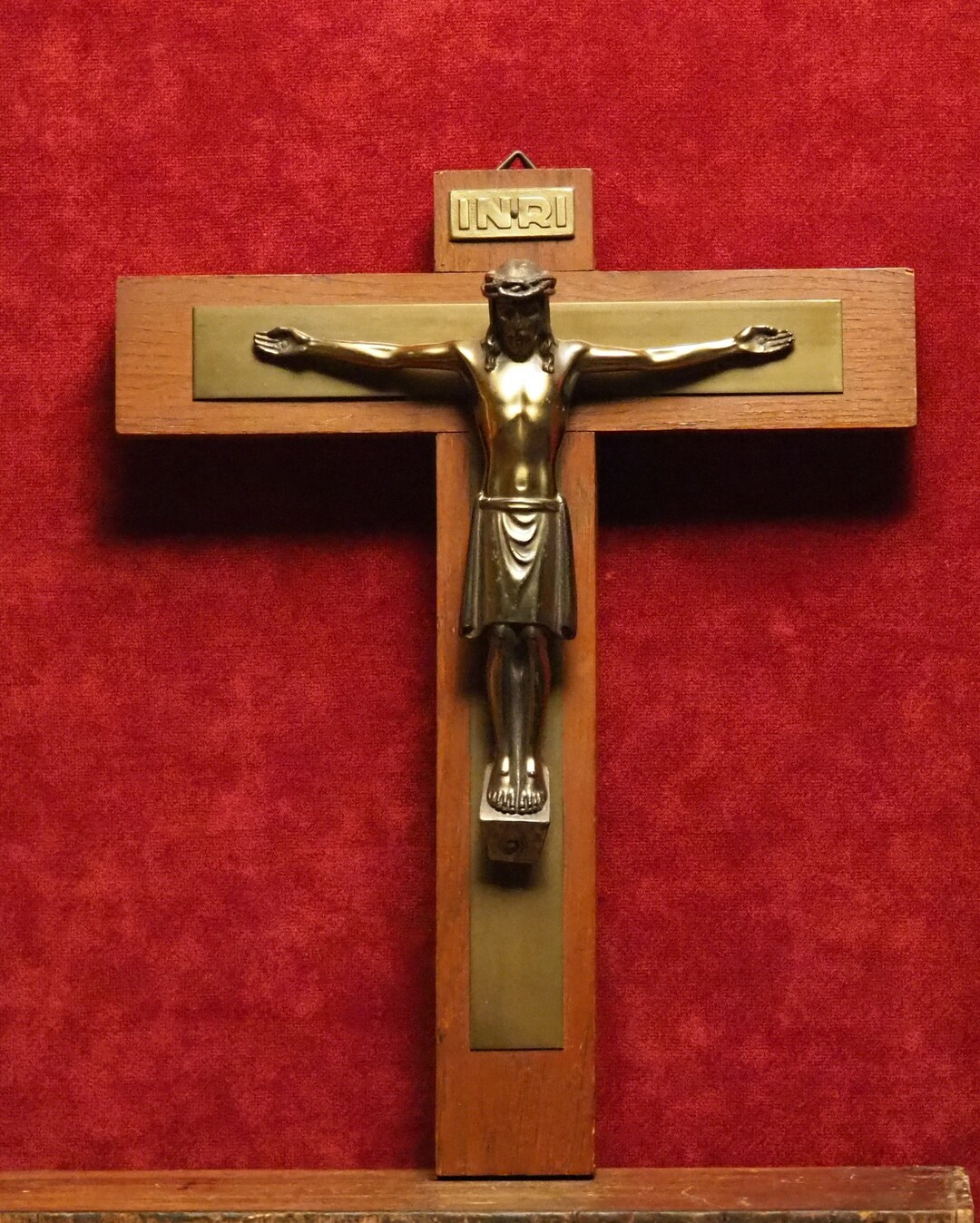 Antique Wall Hanging Art Deco Religious Brass Corpus Crucifix on a ...