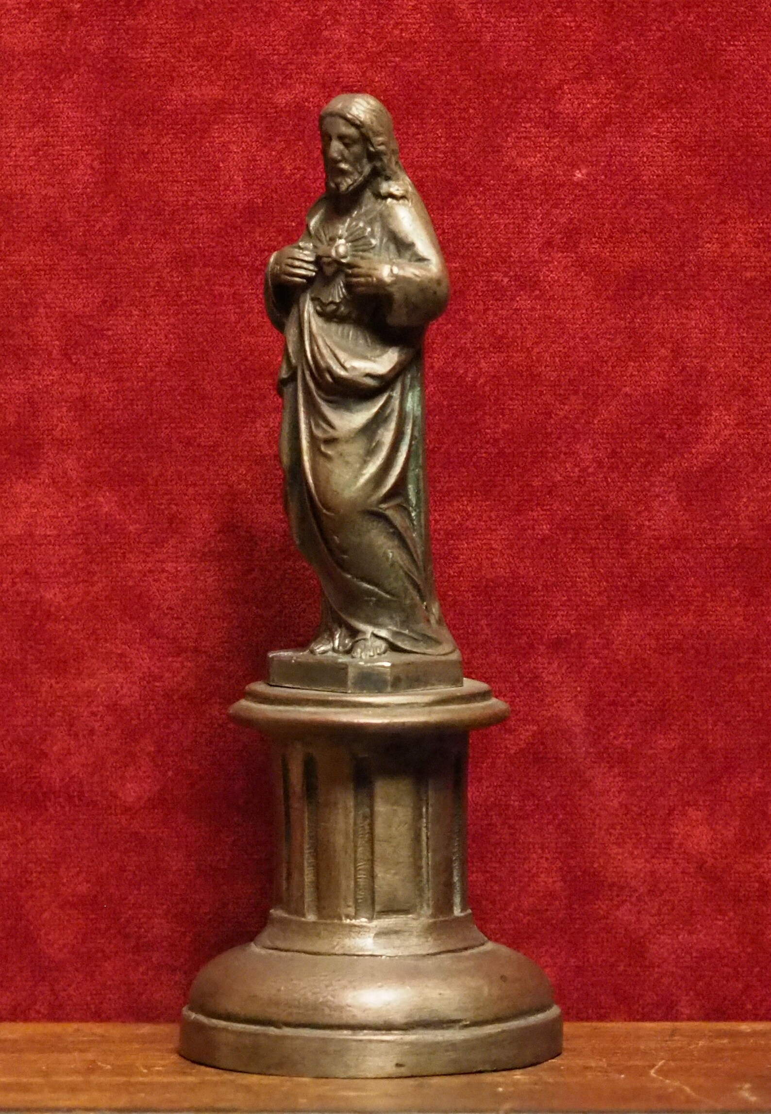 Antique Detailed Statue of the Sacred Heart of Our Lord Jesus - Etsy