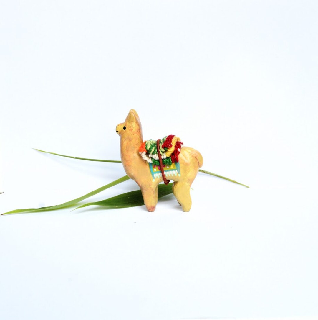 Small Clay Llama Alpaca Animal Figure Decoration With Woven Loom ...
