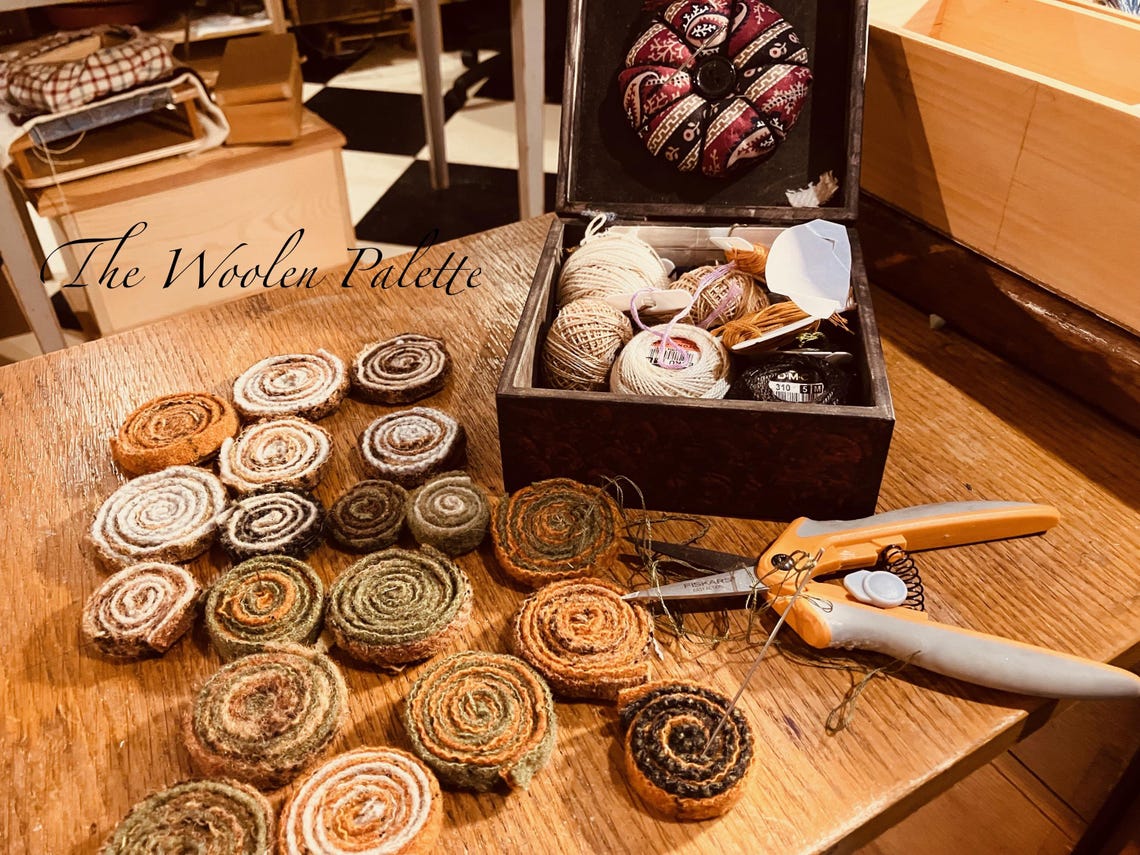 WOOL Quillie FALL Tree With Pumpkin - Etsy