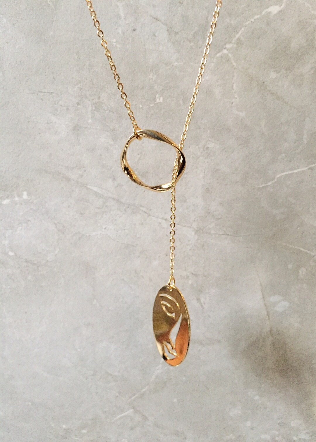 Abstract Oval Face Threader Necklace - Picasso Face Pendant ...