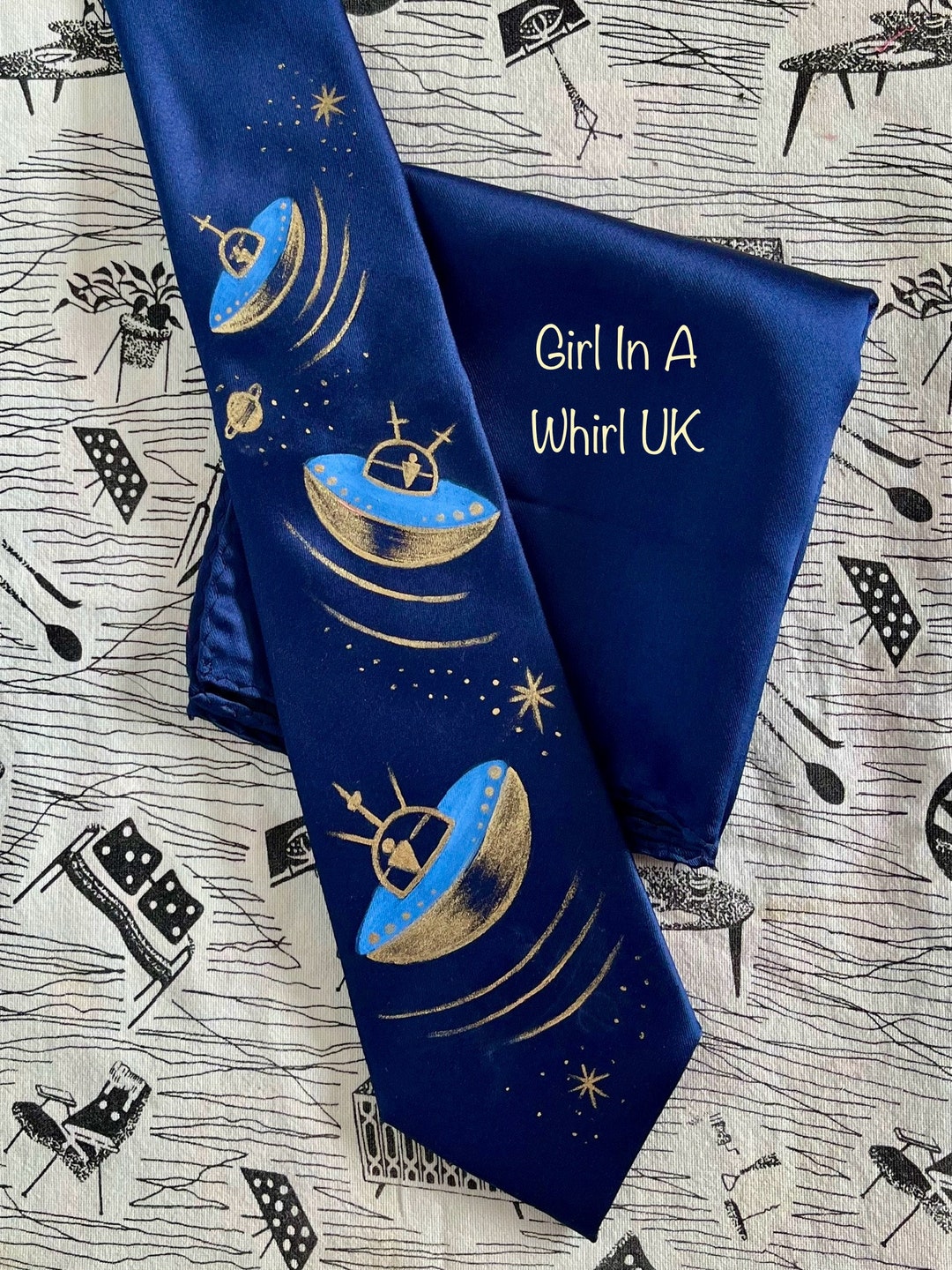 Hand-painted Flying Saucer Tie: Vintage 1950s Sci-fi Novelty - Etsy
