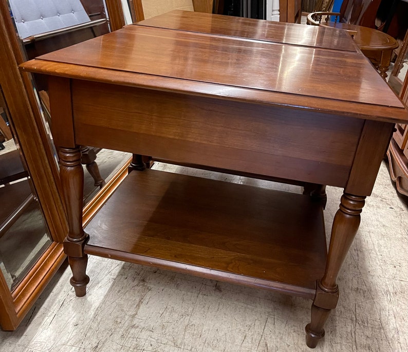 Vintage Wood End Table - Etsy
