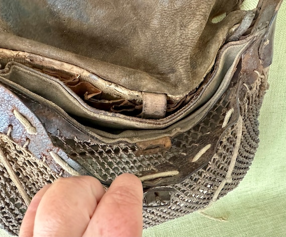 Antique 1920’s Leather Hunting and Gathering Bag, Pos… - Gem