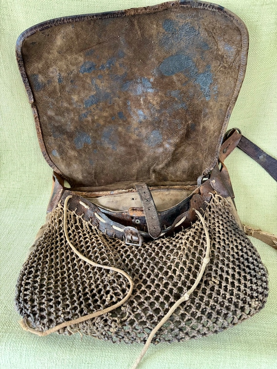 Antique 1920’s Leather Hunting and Gathering Bag, Pos… - Gem