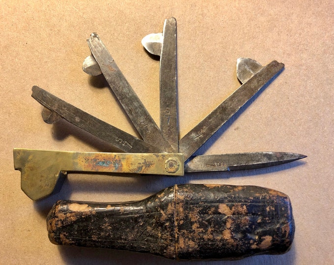 19th Century 5 Blade Surgical Bleeder Fleem Original Leather - Etsy