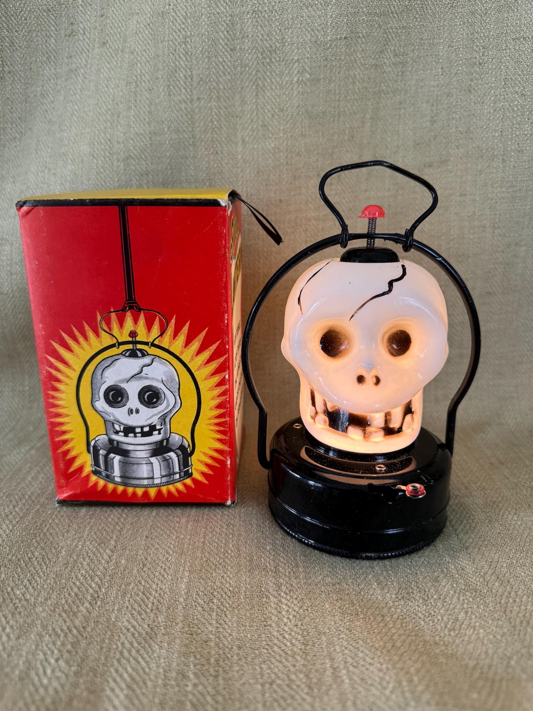 Vintage Halloween Glass Skull Lantern With Flashing Lights and Original ...