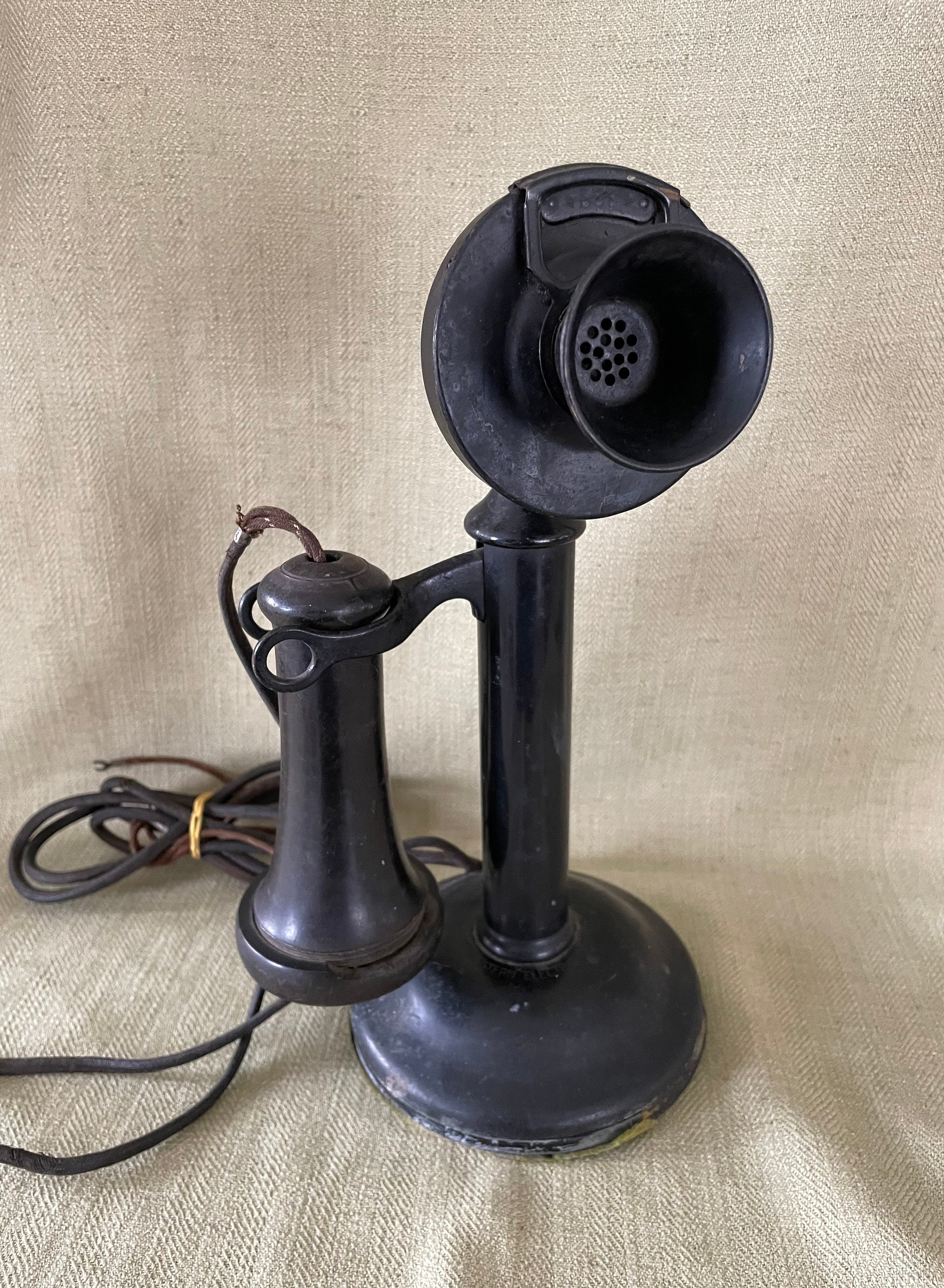 1910 Telephone