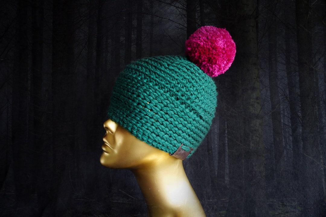 Gehäkelte Mütze mit verstellbarer Krawatte auf POM POM, bunte ...