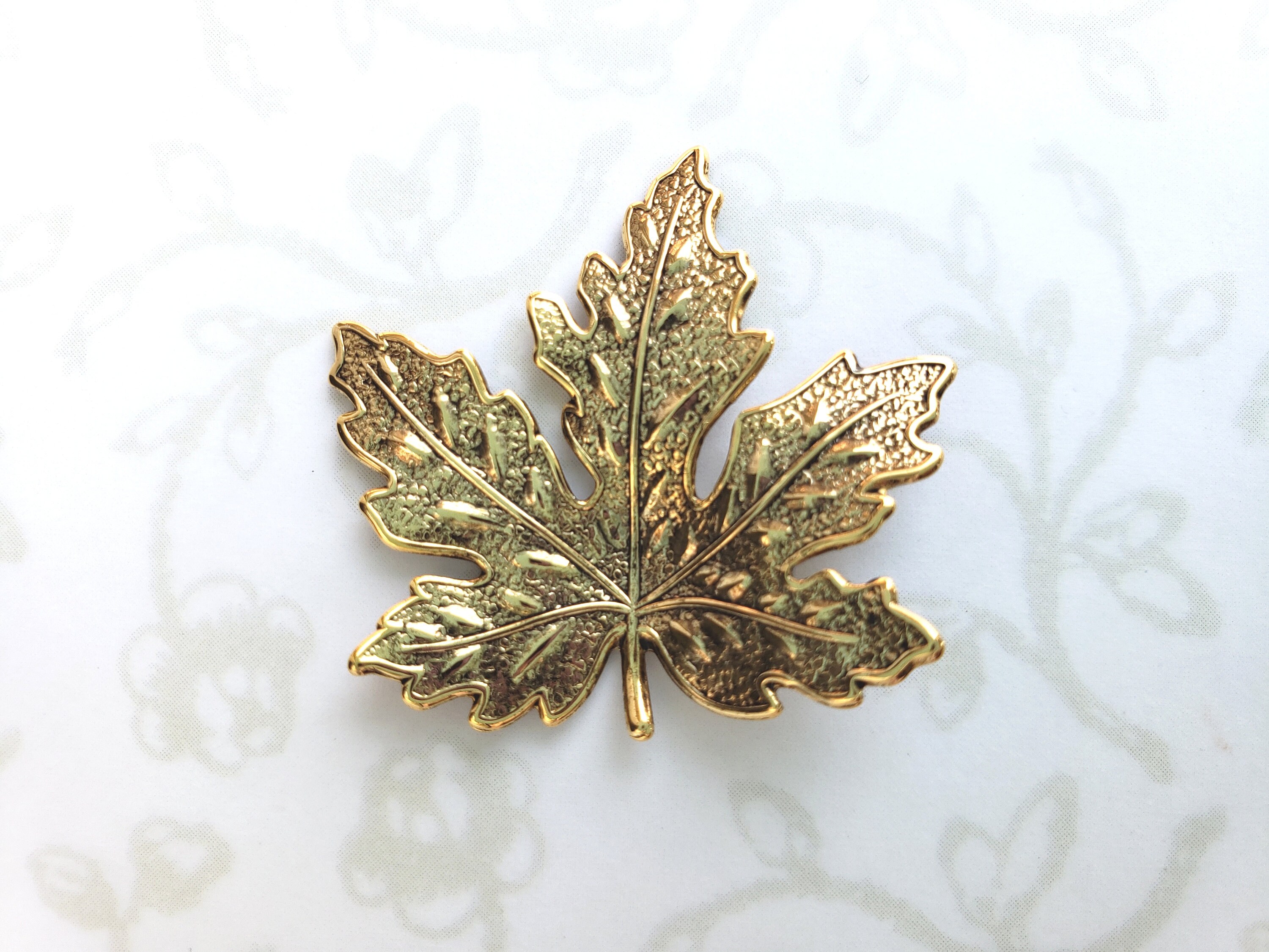 Maple Leaf Pin in 24k Gold Brooch Lapel Pin Autumn | Etsy