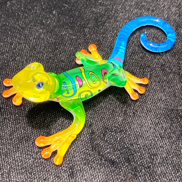 Gecko Figurine - Etsy Australia