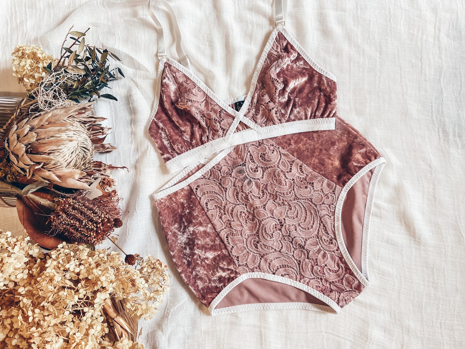OPHELIA DUSTY PINK Velvet Lingerie Set / Retro Lingerie Pin up - Etsy