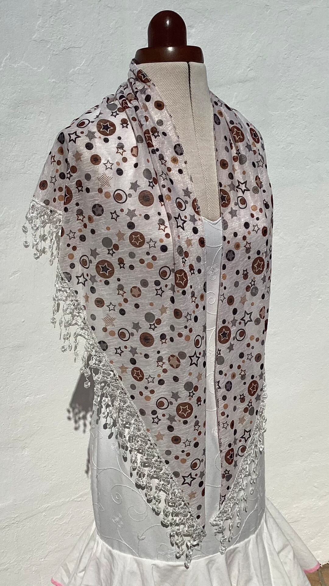 Spanish Gypsy Shawl White Manton With Stars + Polkadots + Lace Border ...