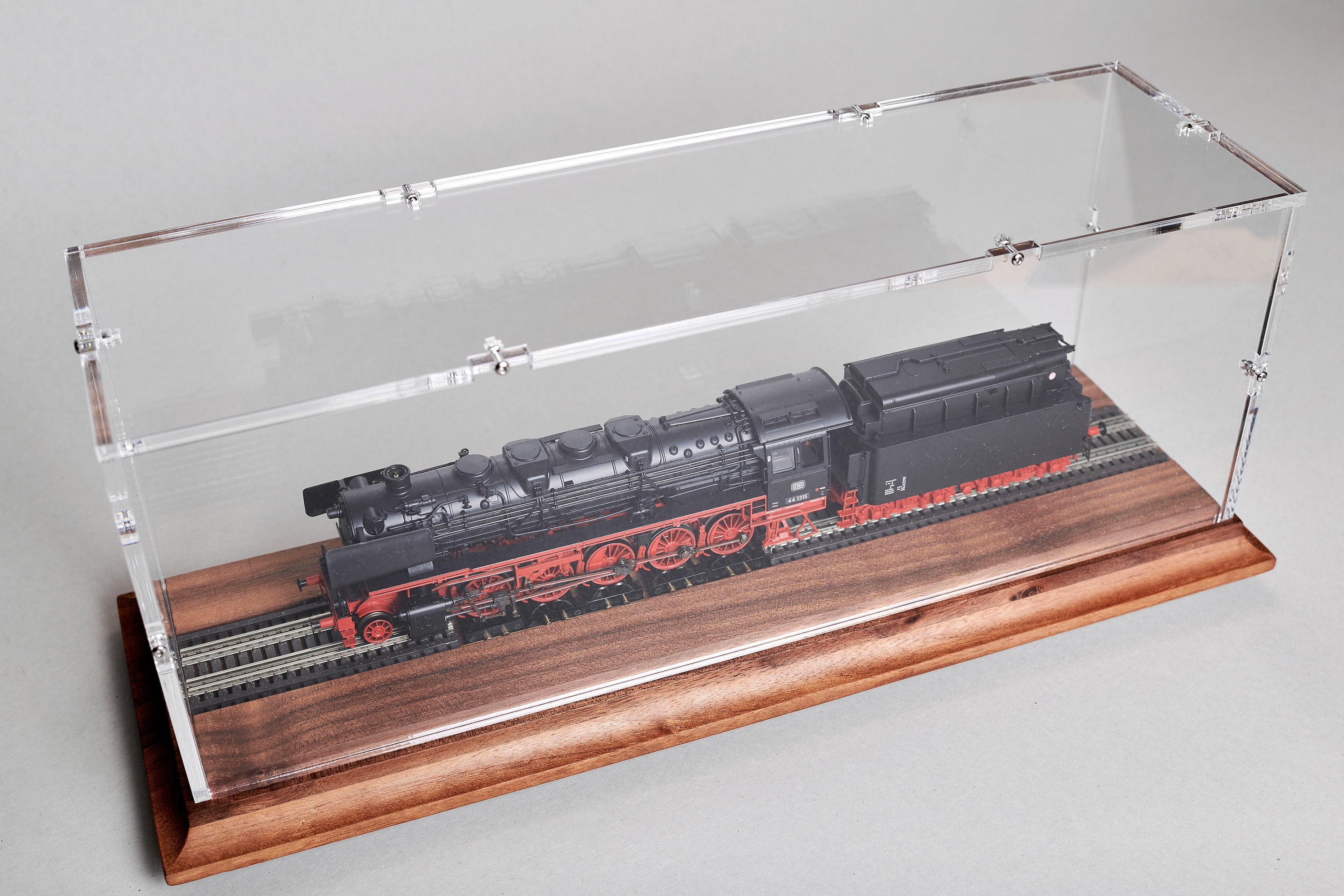 Working DC/DCC Model Train Display ho for Small Steam Locomotives - Etsy