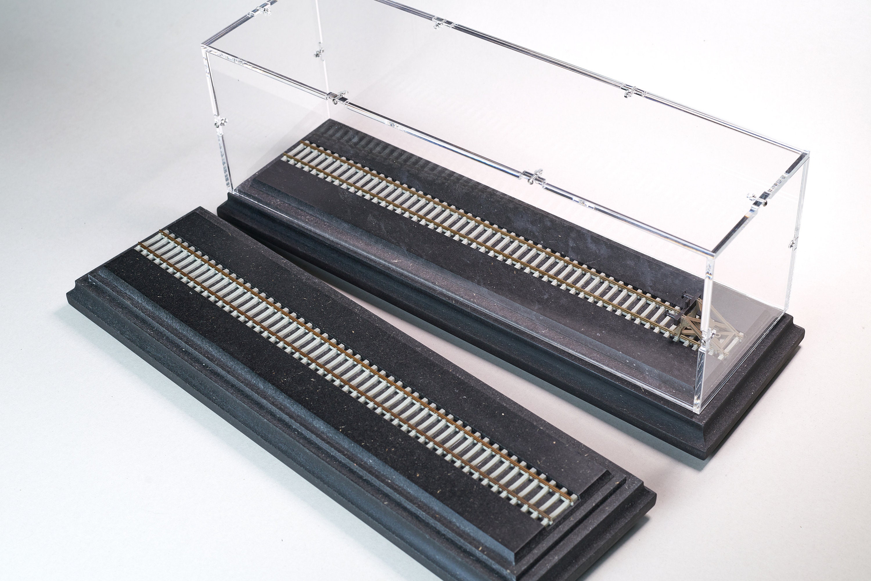 HO Scale Model Train Display - Etsy