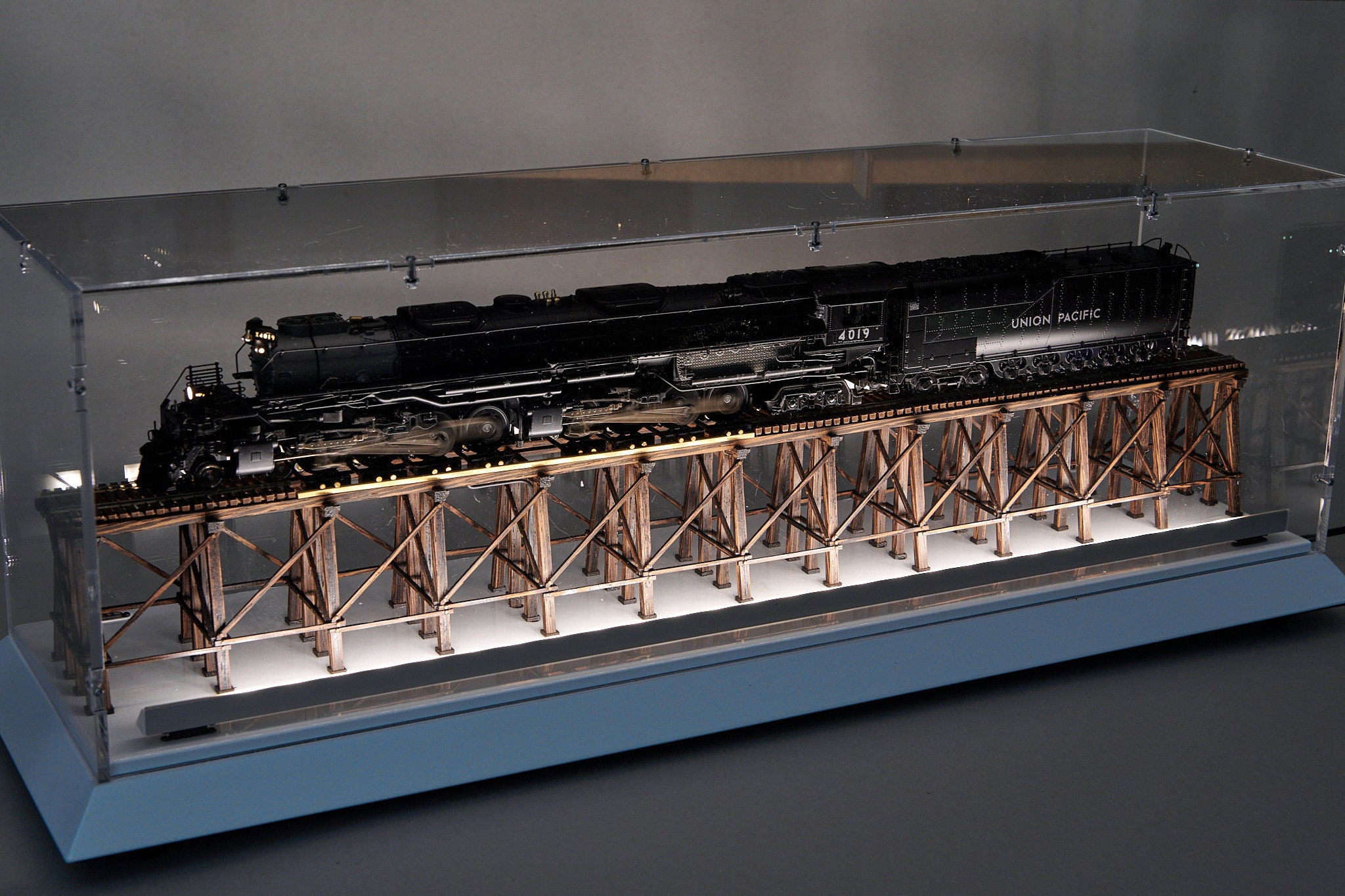 Working Model Train Display Bridge With DCC Light - Etsy