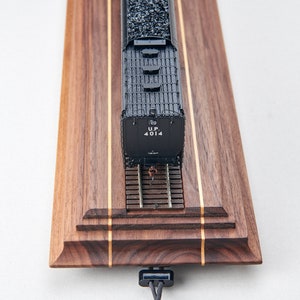 Working DC/DCC - HO Scale Display for American Locomotives - Etsy