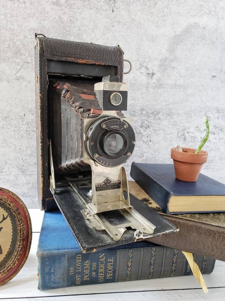 Antique Folding Camera, Burke & James Rexo Junior Special No. 3A ...