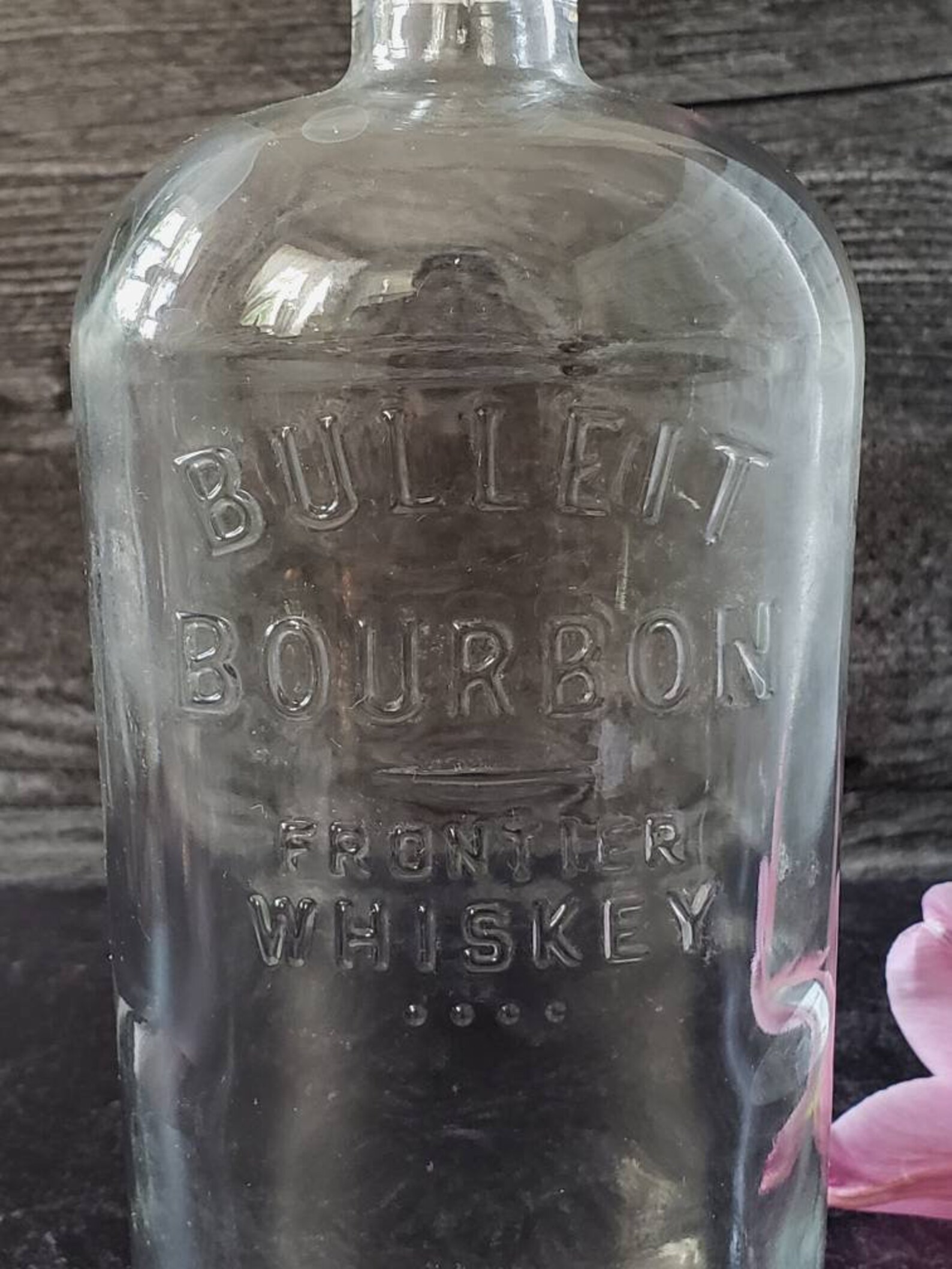 Vintage Bulleit Bourbon Glass Bottle. Vintage Frontier Whiskey - Etsy