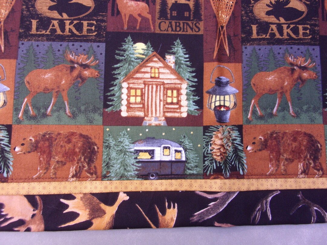 Moose Table Runner, Wildlife Table Decor, Moose Sheds, Fall Table Decor ...