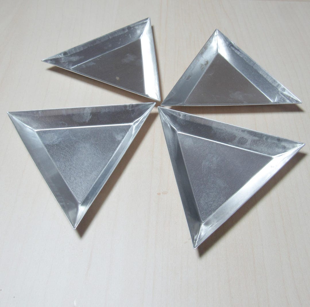 Beadsmith Aluminum Triangle Sorting Tray, Beading Tray, 4 Tray Set - Etsy