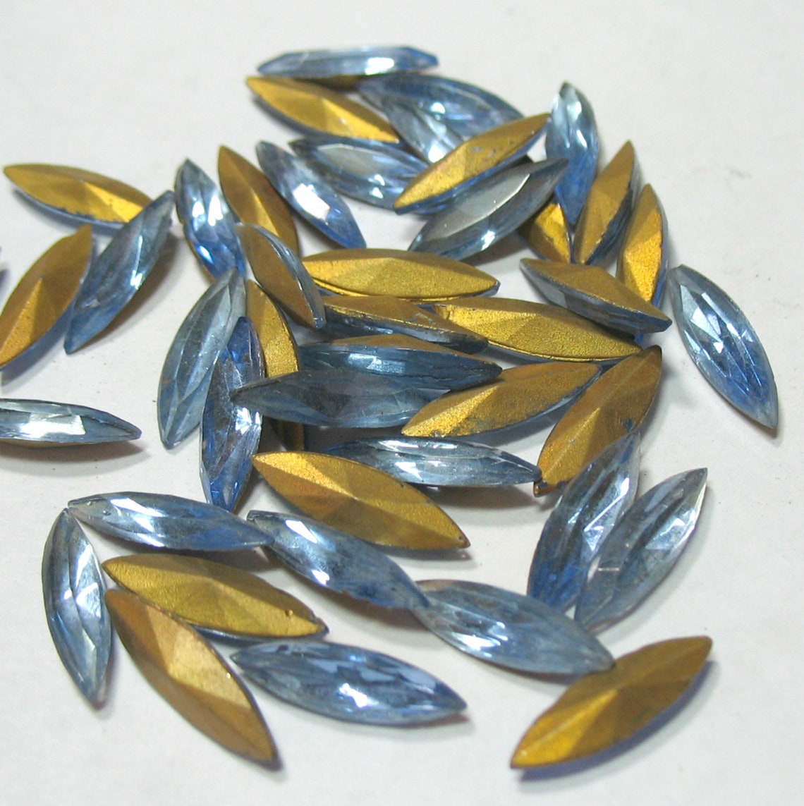 Light Blue Navette Rhinestone 4x15mm 24 Pcs Vintage Glass - Etsy