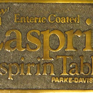 Rare Vintage Brass EASPRIN (aspirin) Paperweight Parke-davis ...