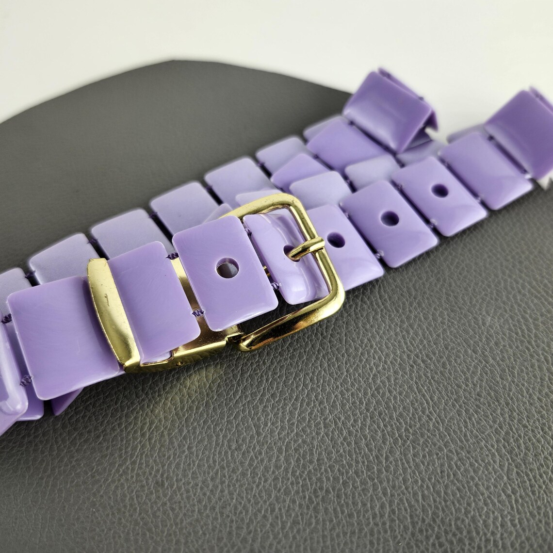Vintage Lavender Pearlized Plastic Chain Link Belt With Gutos Gold ...