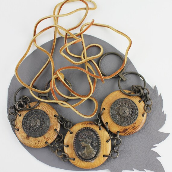Wood & Brass Cameo Chain Belt / Victorian Inspired Me… - Gem