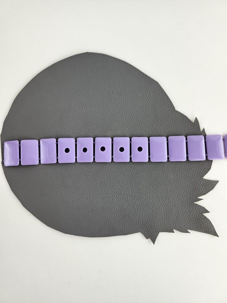 Vintage Lavender Pearlized Plastic Chain Link Belt With Gutos Gold ...