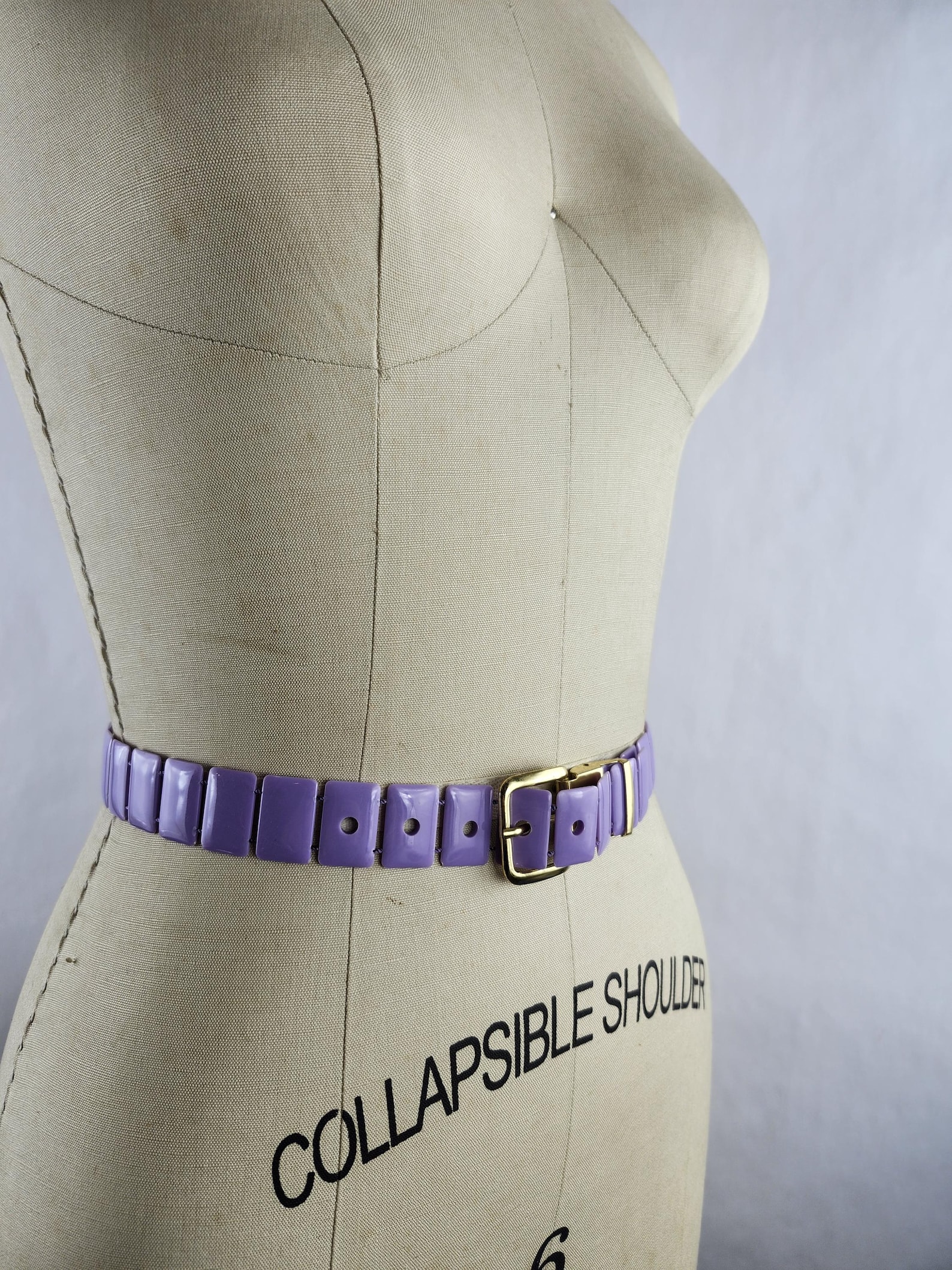 Vintage Lavender Pearlized Plastic Chain Link Belt With Gutos Gold ...