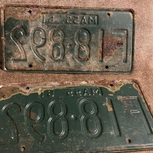 License Plates 1961 Mass. Matched Set 2 Vintage Green Rusty ...