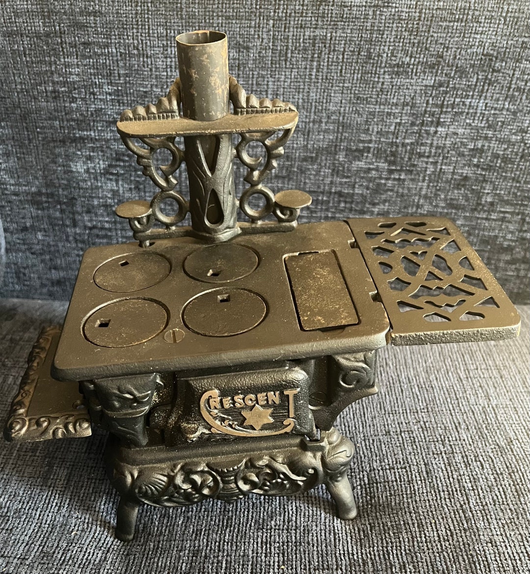 Crescent Miniature Cast Iron Stove, Salesman's Sample Cast Iron ...