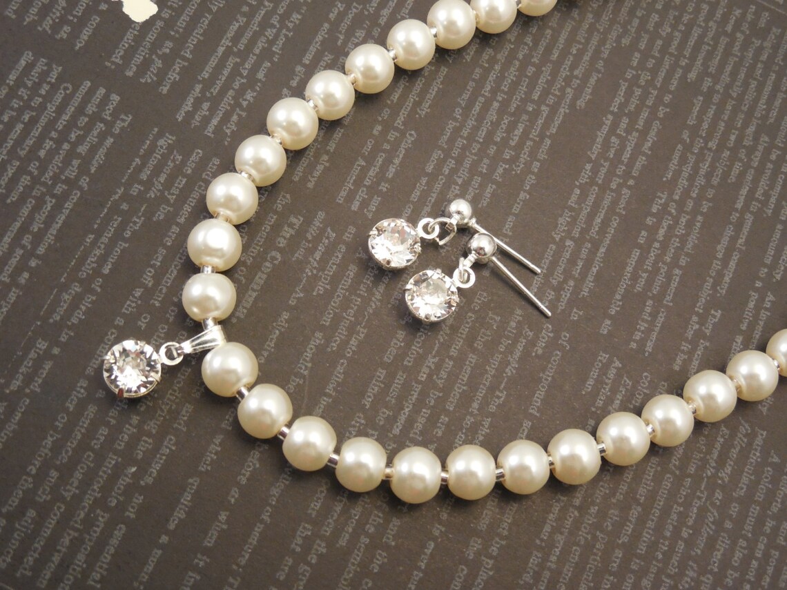 Simple and Fancy Wedding Bridal Set, One Strand 6mm Cream Glass Pearl ...
