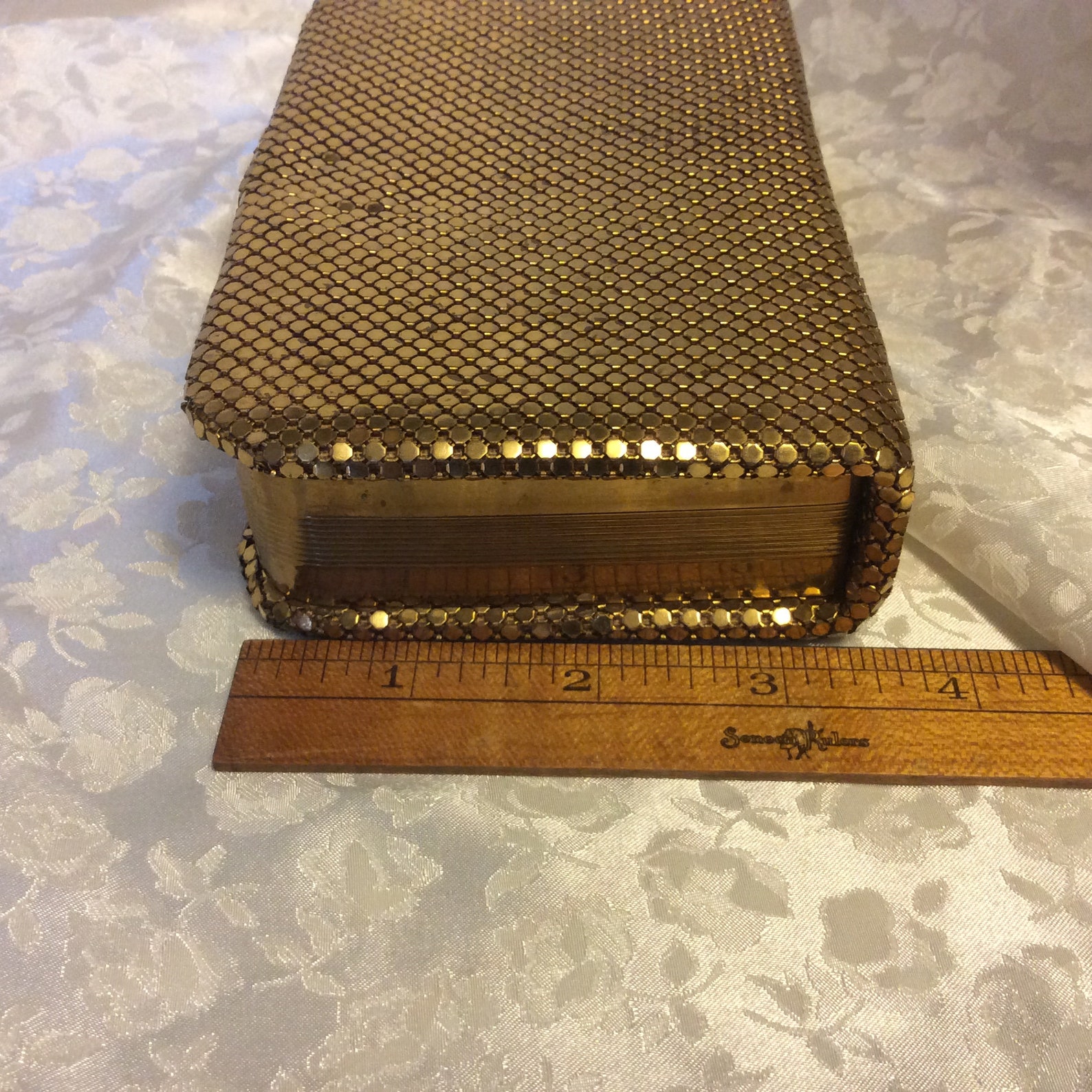 Barbara BATES, Gold Lame, Manicure Kit, Beautiful Exterior, Could Be ...