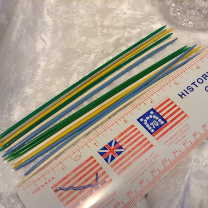 Double Pointed, 7 Inch DPN, Plastic, Knitting Needles, Various Sizes ...