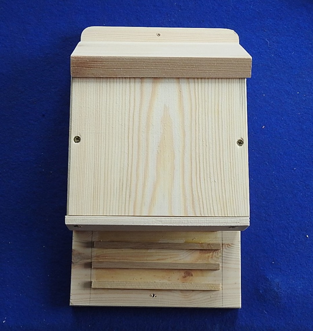Wooden Bat Box Nesting Shelter for Hibernating or Resting Bats to Go ...