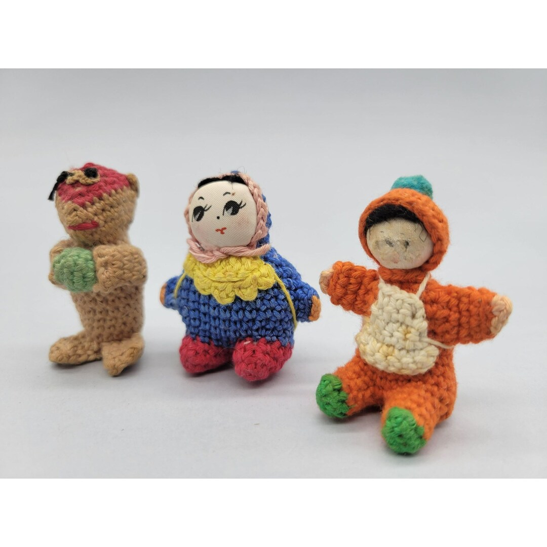 Amigurumi Characters 3 Miniature Cotton Crocheted Anthropomorphic Dolls ...