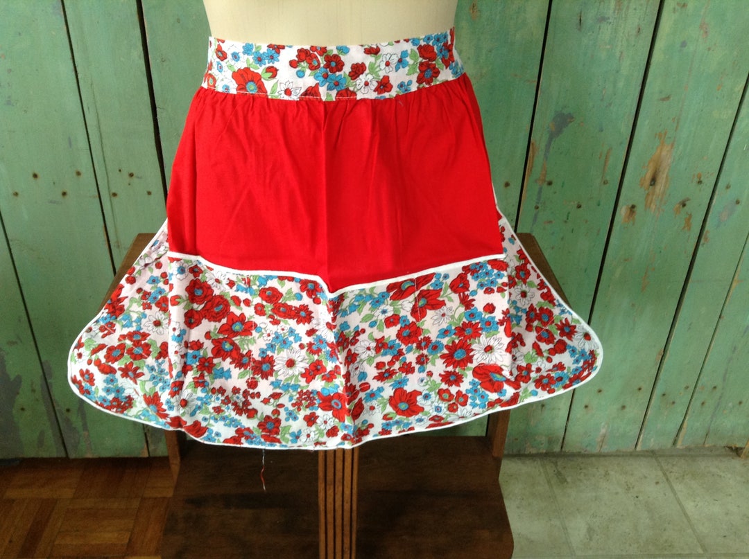 Vintage Red Half Apron Red and Blue Floral 3 Pockets- Grandma's Apron ...