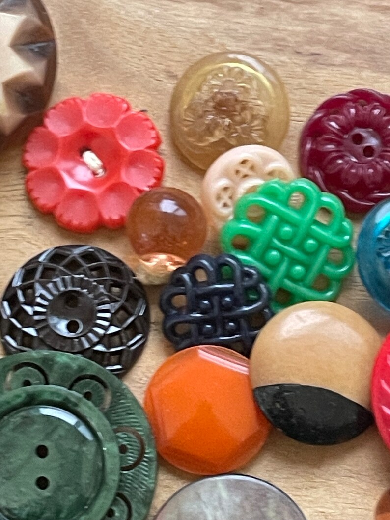 Lot of Pierced Fancy Plastic Buttons - Pretty in Pink - Doll Buttons ...