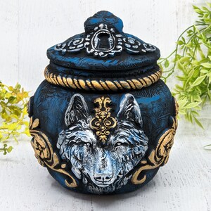 Wolf Head Apothecary Jar Potion Bottle / Gothic Home Decor - Etsy