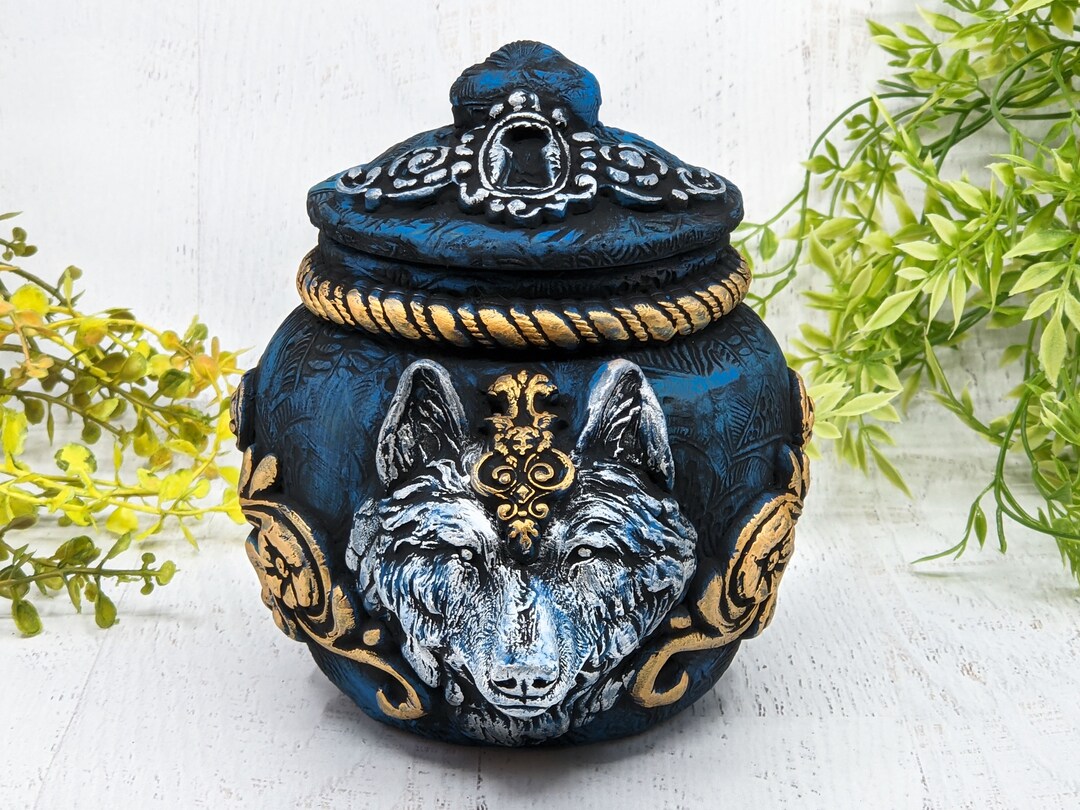 Wolf Head Apothecary Jar Potion Bottle / Gothic Home Decor Wiccan Altar ...