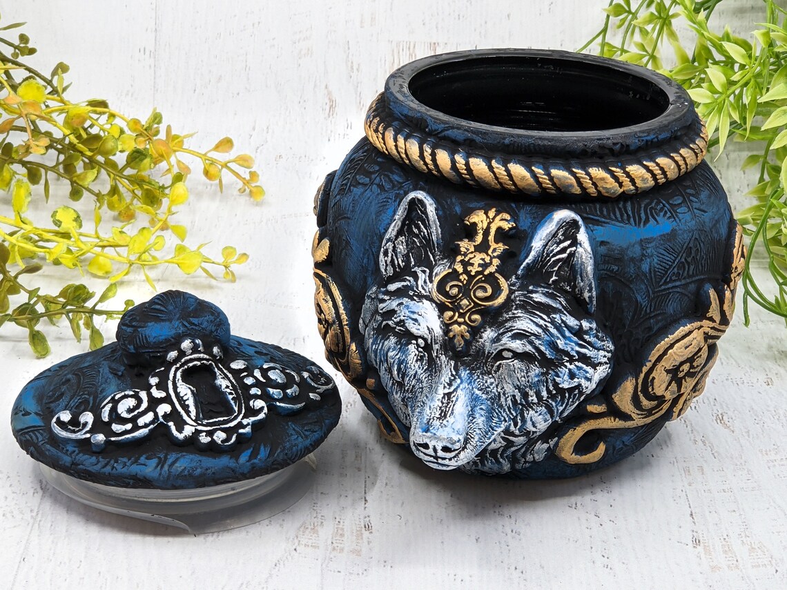 Wolf Head Apothecary Jar Potion Bottle / Gothic Home Decor - Etsy
