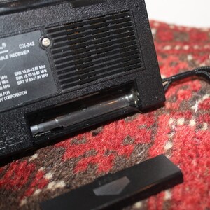 Great Realistic DX-342 Voice of the World 9-band AM/FM Radio- Pocket ...