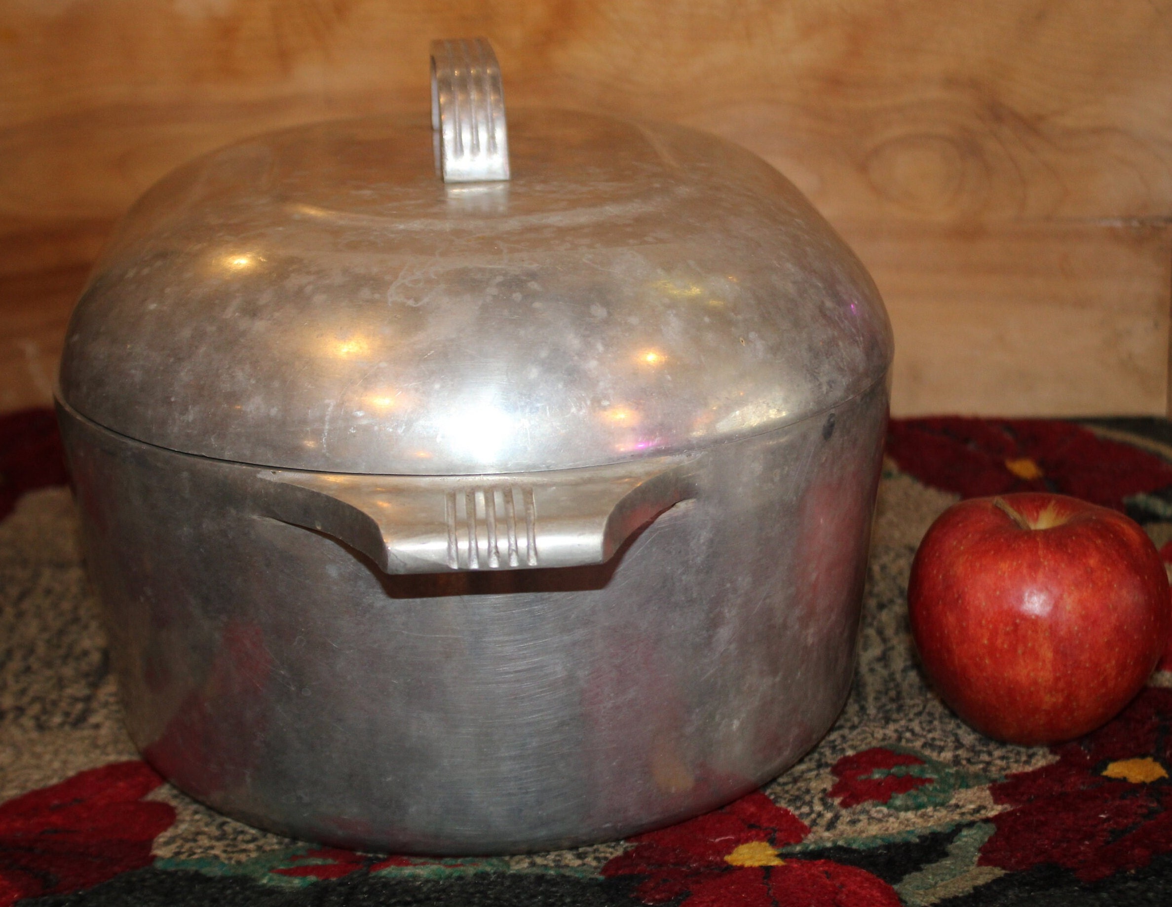 Great 8 Qt. Oval Wagner Ware Magnalite Cast Aluminum Roaster and Lid ...