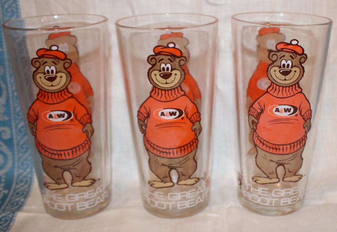 Three Super Cute Vintage A&W Family Restaurant Drinking "the Great Root ...