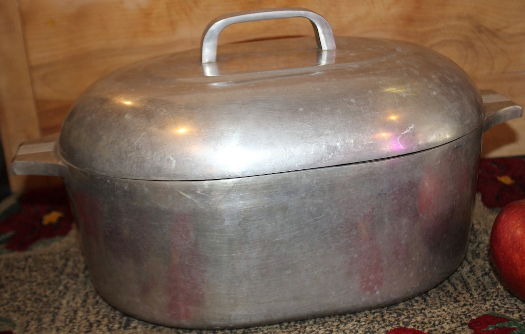 Great 8 Qt. Oval Wagner Ware Magnalite Cast Aluminum Roaster and Lid ...