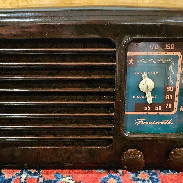 Bakelite Radio - Etsy