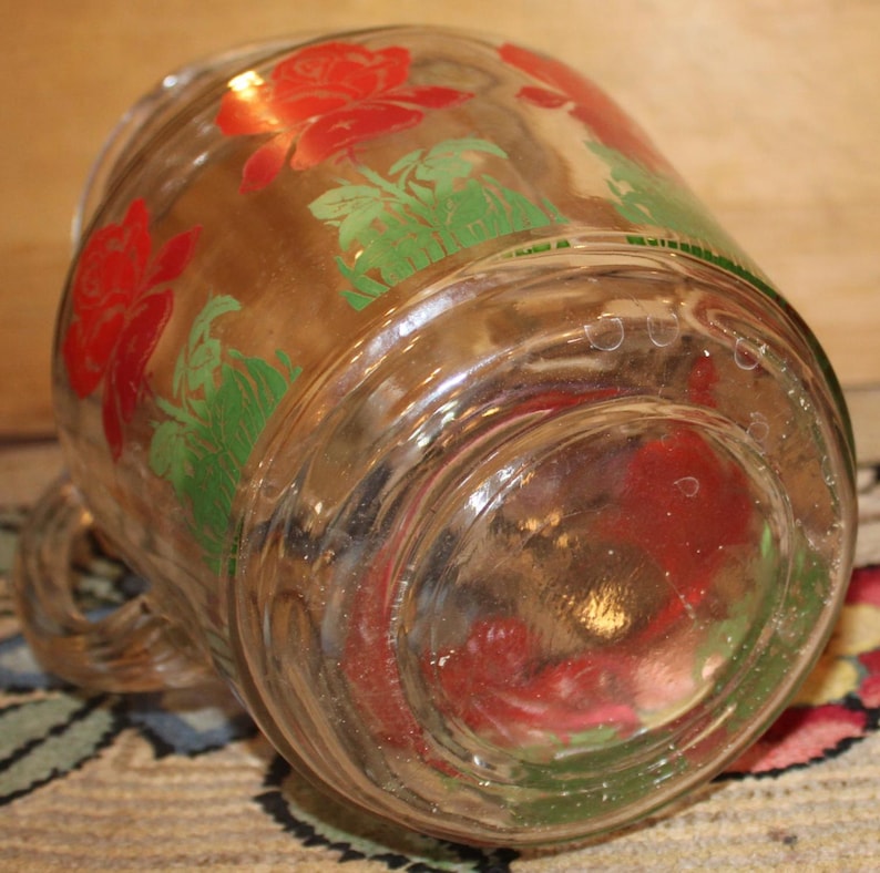 Set of Seven Vintage Midcentury Red Rose Beverage Glasses With a ...