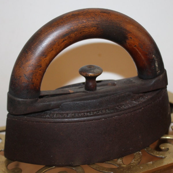 Antique Sad Iron - Etsy